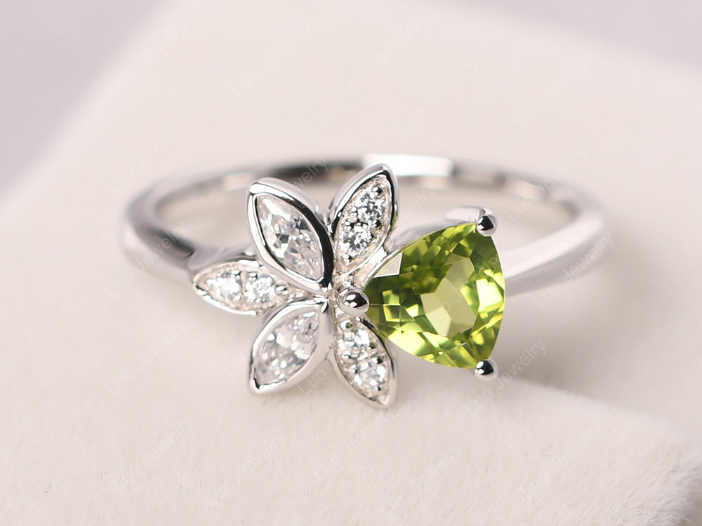 Trillion Cut Peridot Flower Ring | LUO
