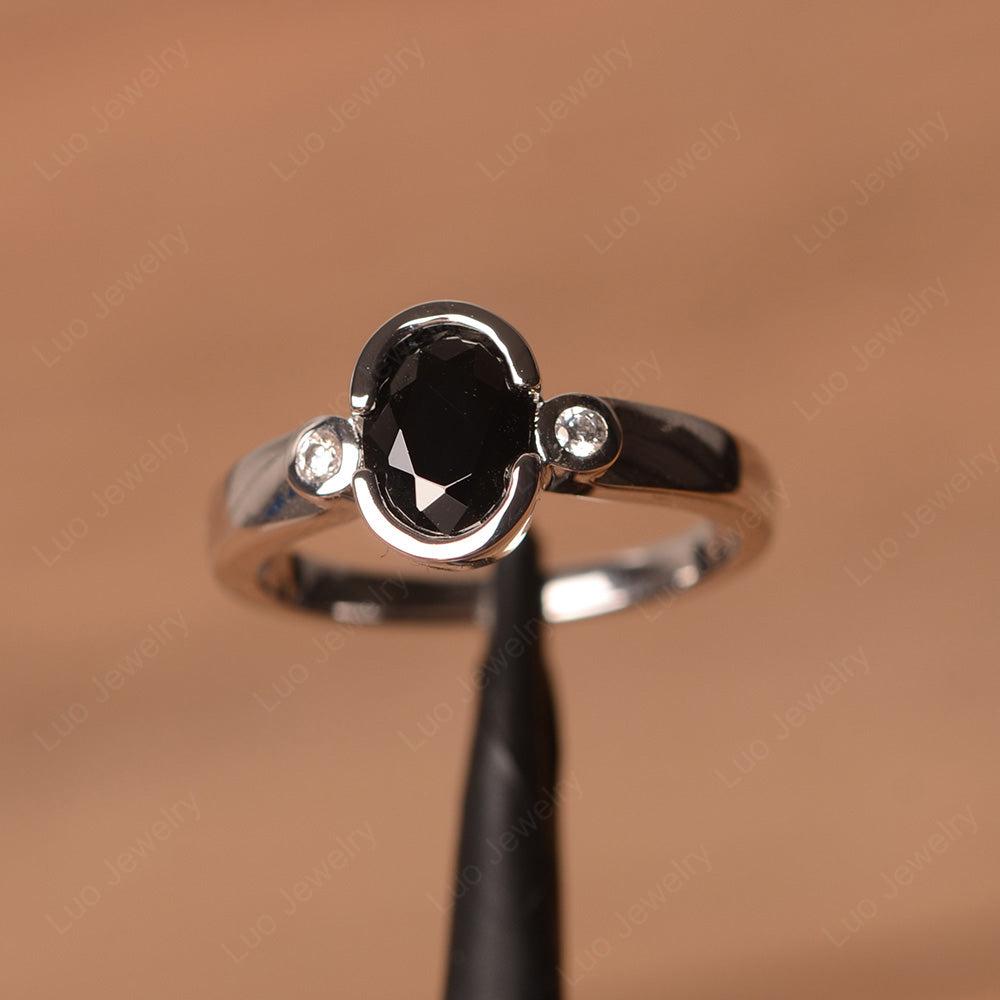 Vintage Black Spinel Ring Oval Bezel Set Ring | LUO